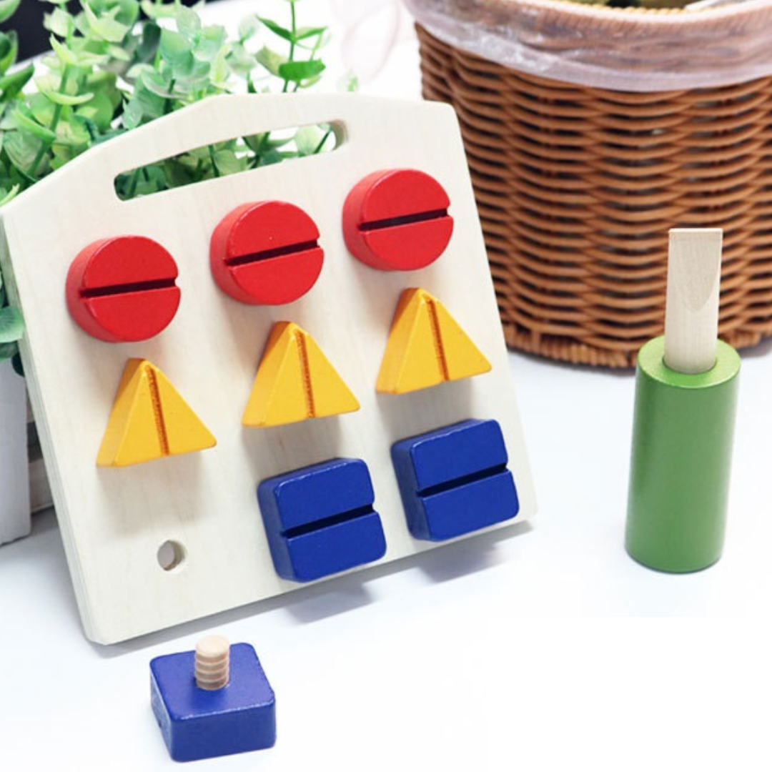 Montessori Wooden Bolt and Nut Busy Board – HAPPY GUMNUT